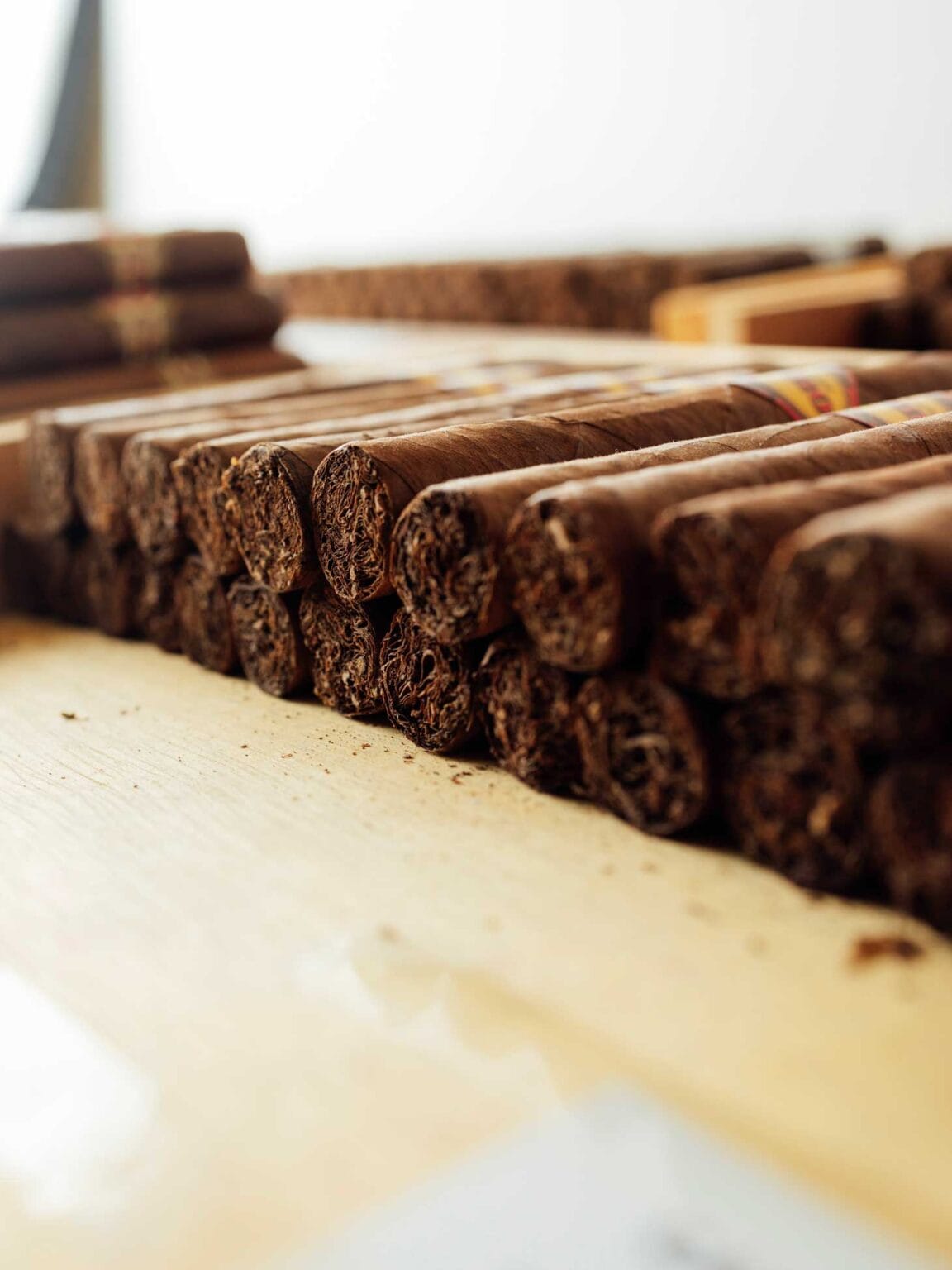 The History Behind Cigar Bundles - Cremo Cigars